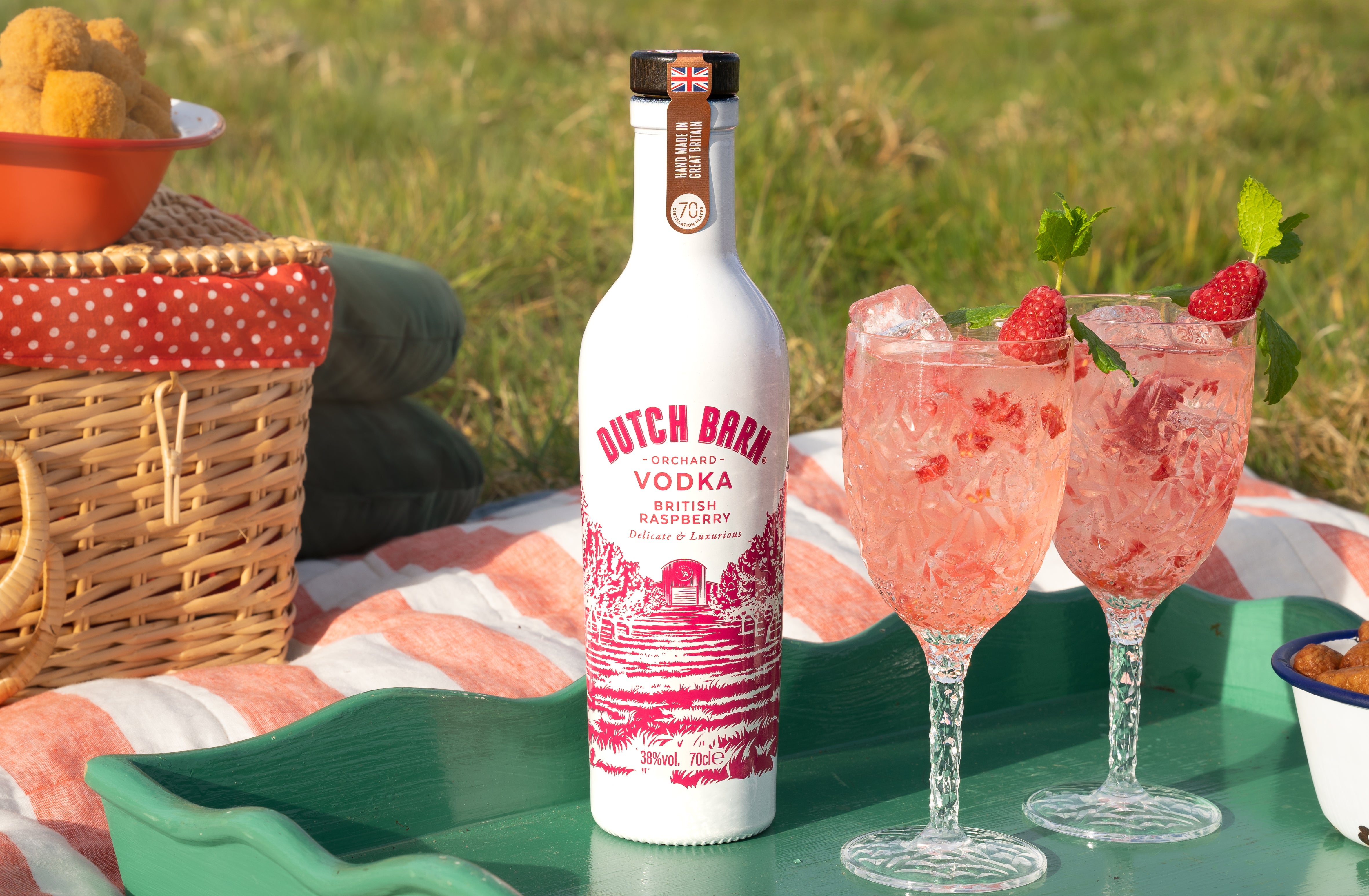 Dutch Barn British Raspberry Vodka – Ellers Farm Distillery